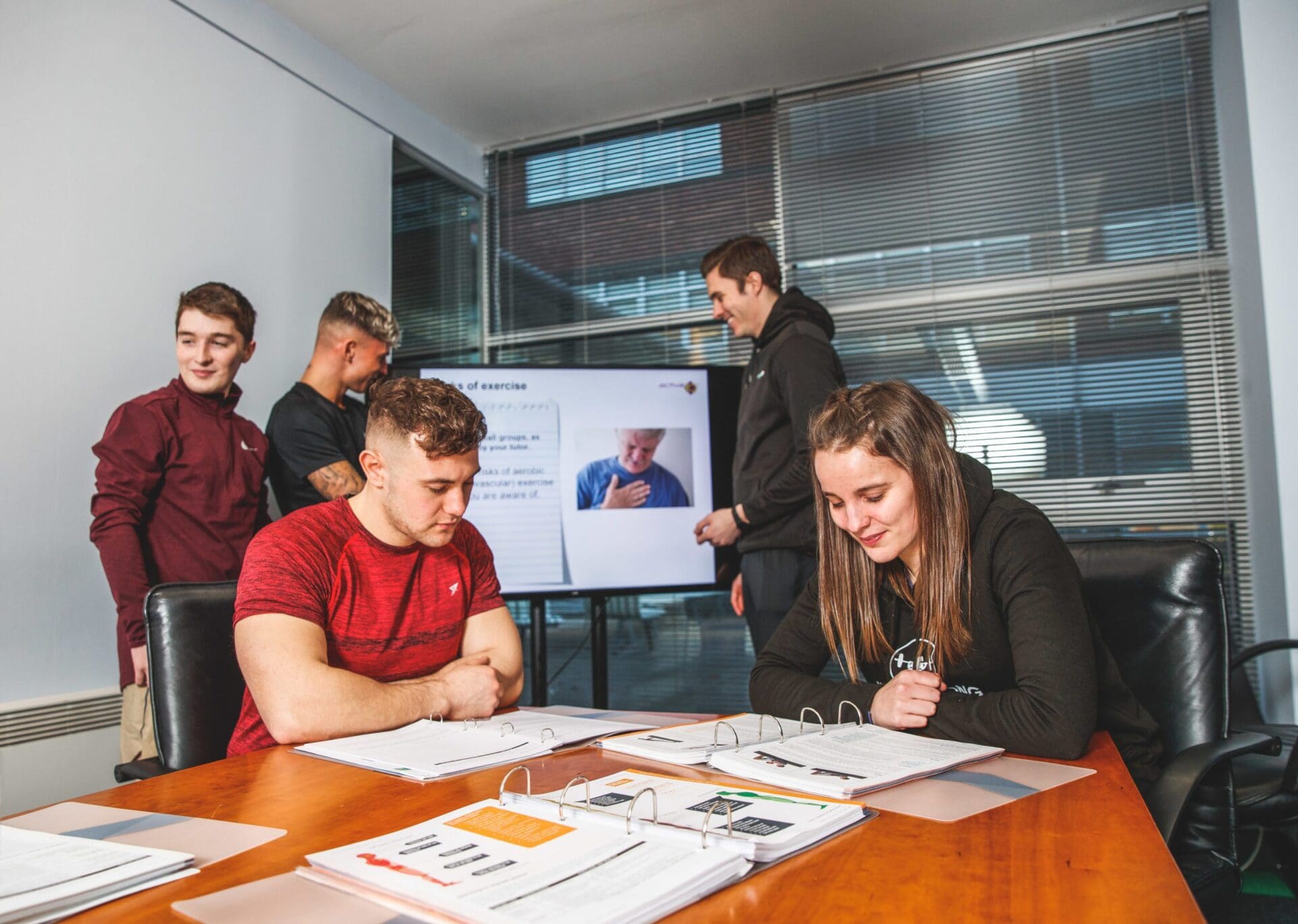 Level 2 Gym Instructor Course Near You | Study From £13 PM